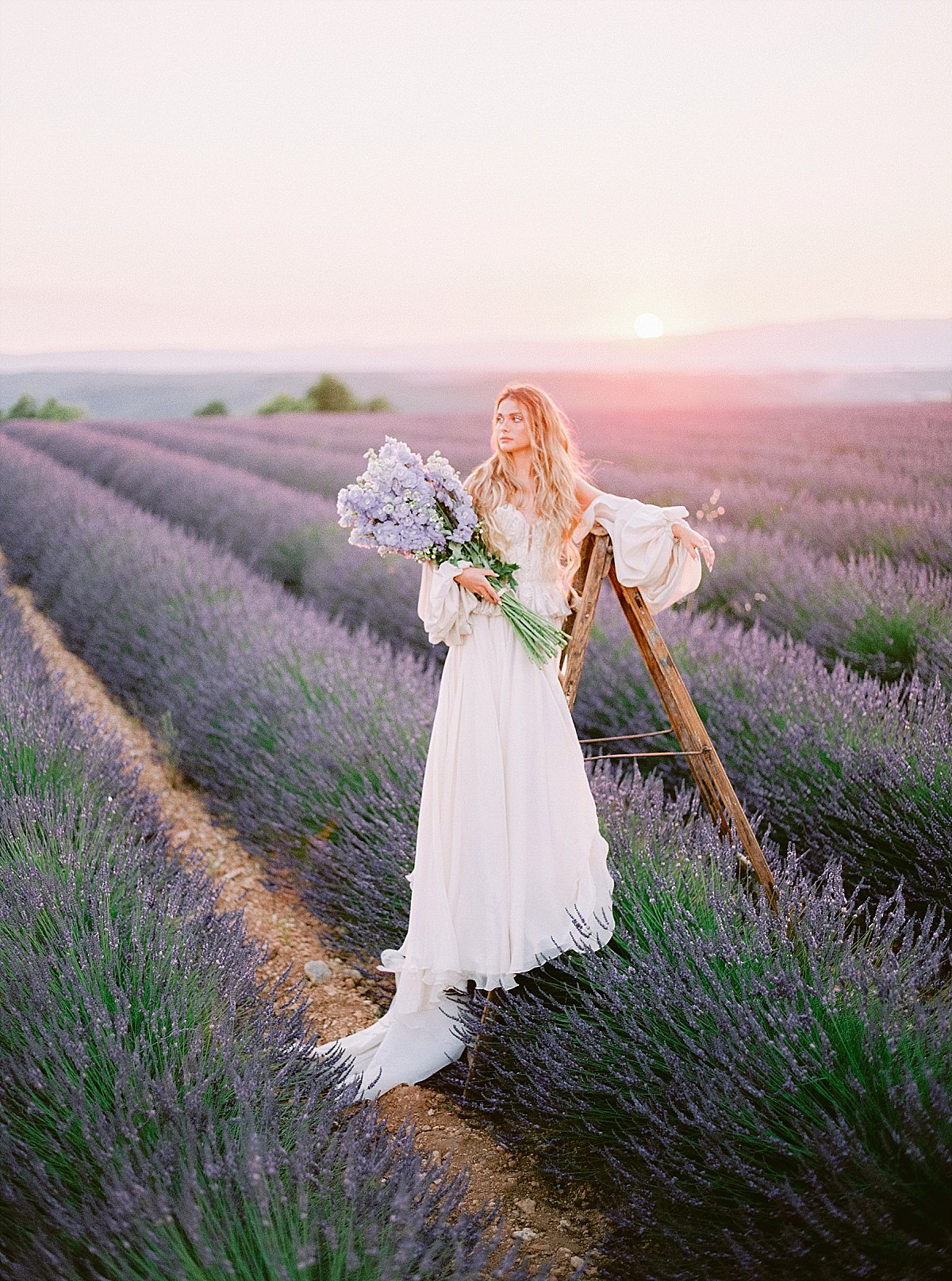 Enchanting Wedding in Provence in the lavender - Audrey